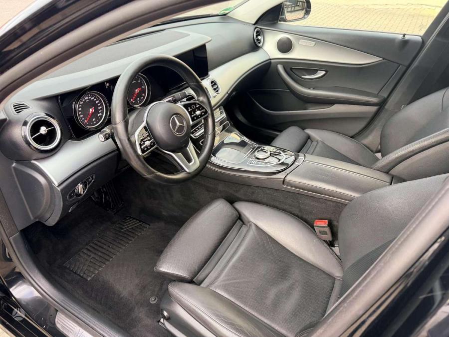 Melns Mercedes-Benz e-200 2019 Kauņa, ar dzinēja tilpumu 1.60 L un nobraukumu 380 tūkst. km par 9500 €, foto 12 vietnē AUTOMOTO.COM.LV