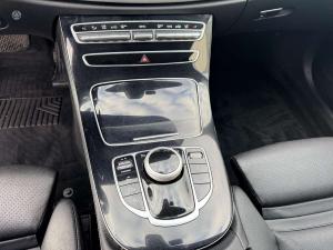 Melns Mercedes-Benz e-200 2019 Kauņa, ar dzinēja tilpumu 1.60 L un nobraukumu 380 tūkst. km par 9500 €, foto 18 vietnē AUTOMOTO.COM.LV