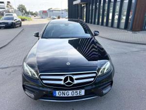 Black Mercedes-Benz e-200 2019 in Kaunas, with an engine capacity of 1.95 L and mileage of 380 thousand km for 15700 €, photo 6 on AUTOMOTO.COM.LV