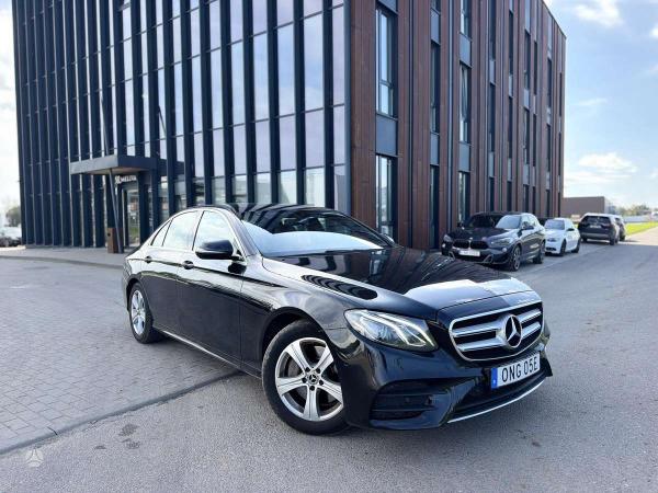 Black Mercedes-Benz e-200 2019 in Kaunas, with an engine capacity of 1.95 L and mileage of 380 thousand km for 15700 €, photo 8 on AUTOMOTO.COM.LV