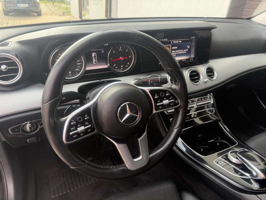 Black Mercedes-Benz e-200 2019 in Voru, with an engine capacity of 1.95 L and mileage of 327 thousand km for 13900 €, photo 9 on AUTOMOTO.COM.LV