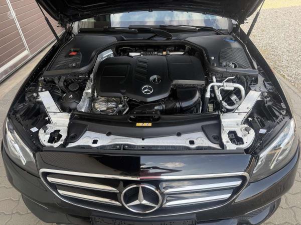 Black Mercedes-Benz e-200 2019 in Voru, with an engine capacity of 1.95 L and mileage of 327 thousand km for 13900 €, photo 11 on AUTOMOTO.COM.LV