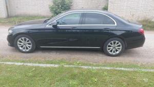 Melns Mercedes-Benz e-200 2019 Birštonas, ar dzinēja tilpumu 1.95 L un nobraukumu 400 tūkst. km par 12999 €, foto 10 vietnē AUTOMOTO.COM.LV