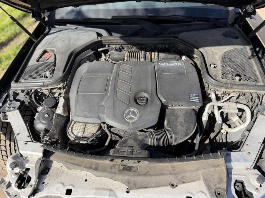 Melns Mercedes-Benz e-200 2019 Kauņa, ar dzinēja tilpumu 1.60 L un nobraukumu 234 tūkst. km par 8800 €, foto 10 vietnē AUTOMOTO.COM.LV