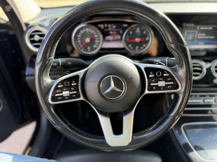 Melns Mercedes-Benz e-200 2019 Kauņa, ar dzinēja tilpumu 1.60 L un nobraukumu 234 tūkst. km par 8800 €, foto 31 vietnē AUTOMOTO.COM.LV