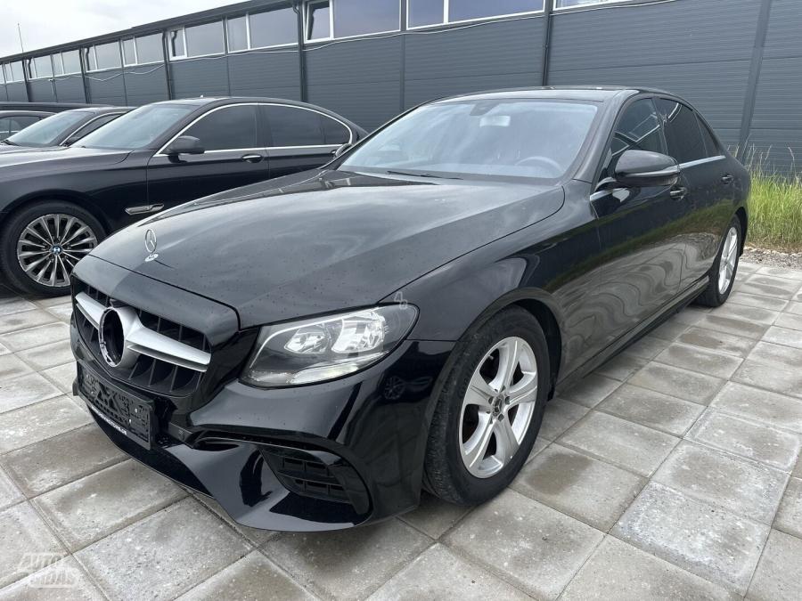 Melns Mercedes-Benz e-200 2020 Giraitė, ar dzinēja tilpumu 1.60 L un nobraukumu 220 tūkst. km par 13450 €, foto 1 vietnē AUTOMOTO.COM.LV