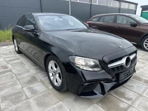 Melns Mercedes-Benz e-200 2020 Giraitė, ar dzinēja tilpumu 1.60 L un nobraukumu 220 tūkst. km par 13450 €, foto 4 vietnē AUTOMOTO.COM.LV
