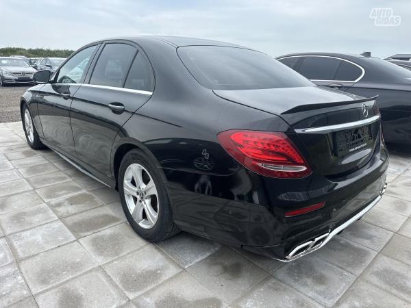 Melns Mercedes-Benz e-200 2020 Giraitė, ar dzinēja tilpumu 1.60 L un nobraukumu 220 tūkst. km par 13450 €, foto 6 vietnē AUTOMOTO.COM.LV