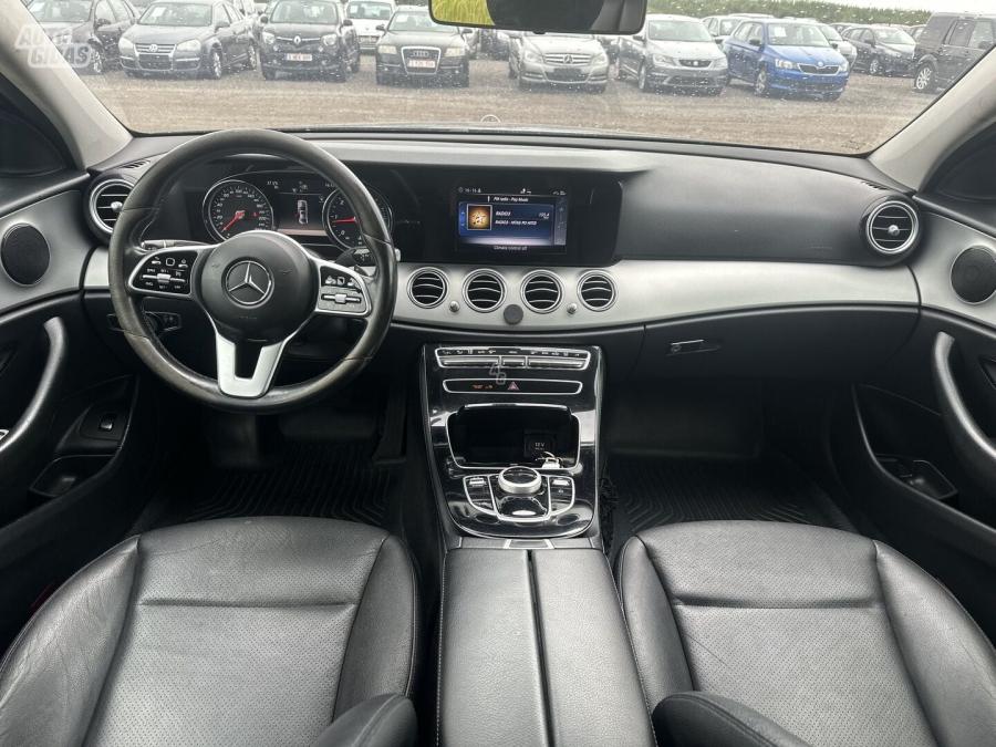 Melns Mercedes-Benz e-200 2020 Giraitė, ar dzinēja tilpumu 1.60 L un nobraukumu 220 tūkst. km par 13450 €, foto 8 vietnē AUTOMOTO.COM.LV