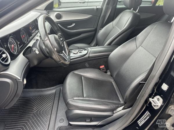 Melns Mercedes-Benz e-200 2020 Giraitė, ar dzinēja tilpumu 1.60 L un nobraukumu 220 tūkst. km par 13450 €, foto 8 vietnē AUTOMOTO.COM.LV