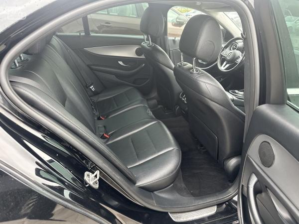 Melns Mercedes-Benz e-200 2020 Giraitė, ar dzinēja tilpumu 1.60 L un nobraukumu 220 tūkst. km par 13450 €, foto 10 vietnē AUTOMOTO.COM.LV