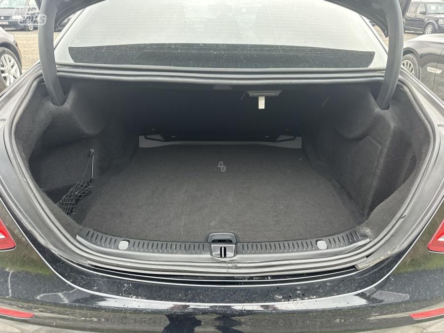 Melns Mercedes-Benz e-200 2020 Giraitė, ar dzinēja tilpumu 1.60 L un nobraukumu 220 tūkst. km par 13450 €, foto 13 vietnē AUTOMOTO.COM.LV