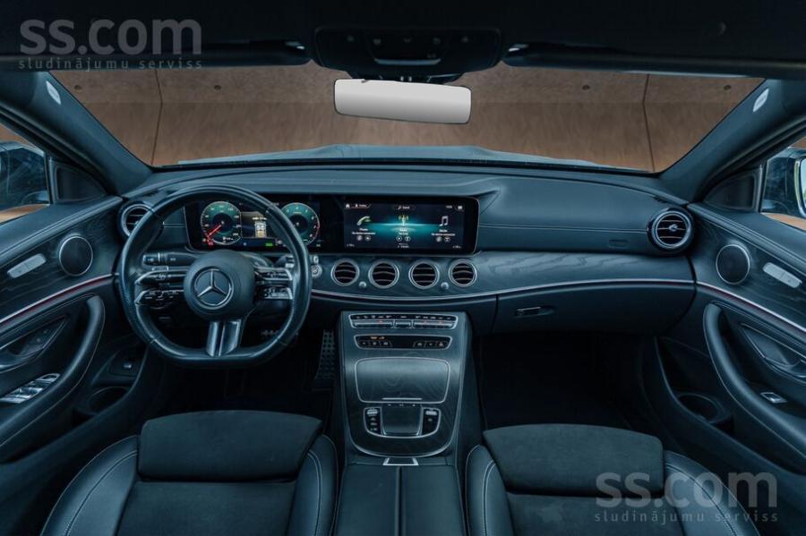 Черный Мерседес E 200 2023 в Рига, объемом двигателя 2.00 л и пробегом 88 тыс. км за 41000 €, фото 15 на AUTOMOTO.COM.LV
