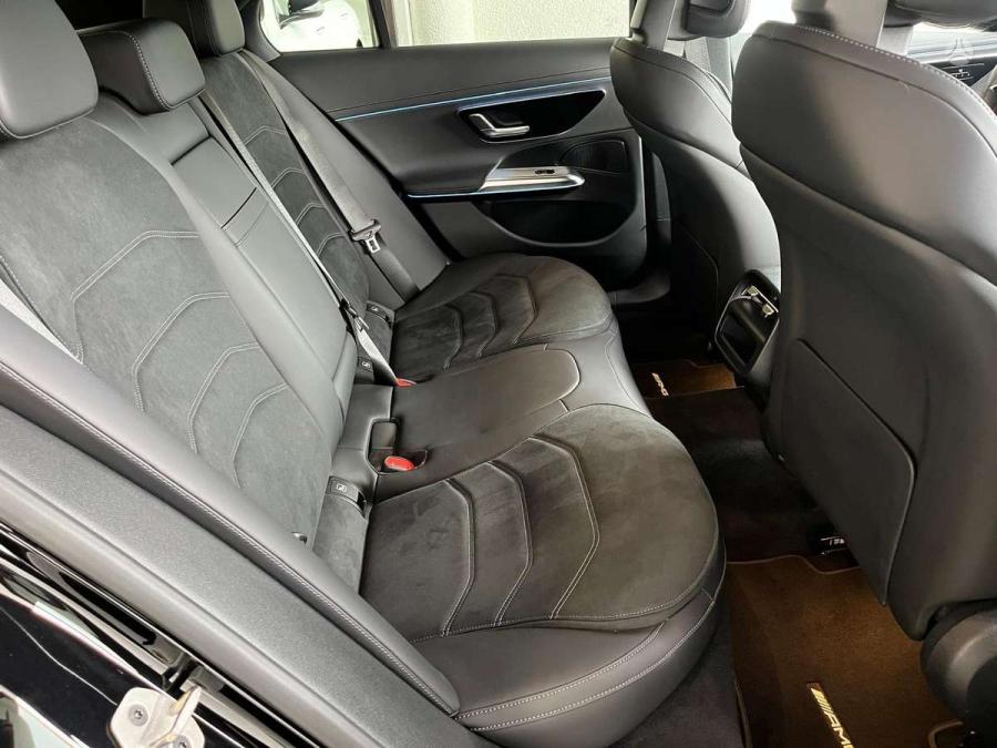 Black Mercedes-Benz e-200 2025 in Kaunas, with an engine capacity of 2.00 L and mileage of 9 thousand km for 52900 €, photo 16 on AUTOMOTO.COM.LV