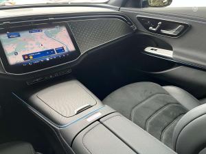 Black Mercedes-Benz e-200 2025 in Kaunas, with an engine capacity of 2.00 L and mileage of 9 thousand km for 52900 €, photo 17 on AUTOMOTO.COM.LV
