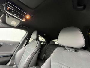 Black Mercedes-Benz e-200 2025 in Kaunas, with an engine capacity of 2.00 L and mileage of 9 thousand km for 52900 €, photo 21 on AUTOMOTO.COM.LV