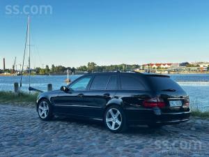 Melns Mercedes-Benz e-200 2007 Rīga, ar dzinēja tilpumu 1.80 L un nobraukumu 253 tūkst. km par 4250 €, foto 3 vietnē AUTOMOTO.COM.LV