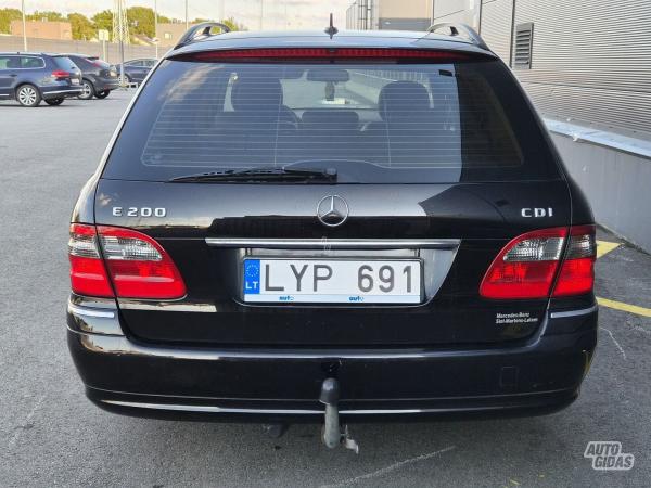 Мерседес E 200 2008 в Каунас на AUTOMOTO.COM.LV Черный Мерседес E 200 2008 в Каунас, объемом двигателя 2.20 л и пробегом 314 тыс. км за 4499 €, фото 5 на AUTOMOTO.COM.LV