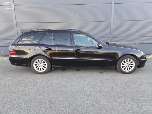 Мерседес E 200 2008 в Каунас на AUTOMOTO.COM.LV Черный Мерседес E 200 2008 в Каунас, объемом двигателя 2.20 л и пробегом 314 тыс. км за 4499 €, фото 9 на AUTOMOTO.COM.LV