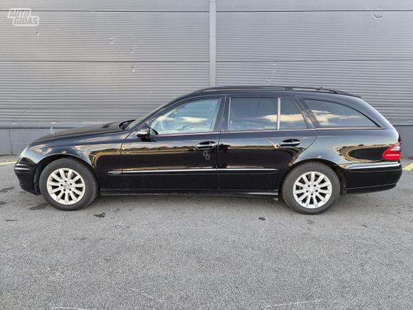 Мерседес E 200 2008 в Каунас на AUTOMOTO.COM.LV Черный Мерседес E 200 2008 в Каунас, объемом двигателя 2.20 л и пробегом 314 тыс. км за 4499 €, фото 10 на AUTOMOTO.COM.LV
