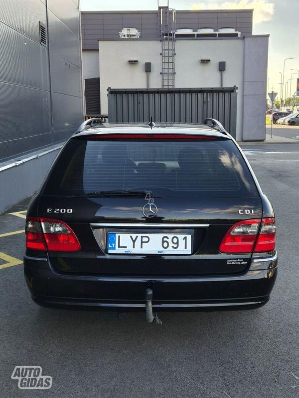 Мерседес E 200 2008 в Каунас на AUTOMOTO.COM.LV Черный Мерседес E 200 2008 в Каунас, объемом двигателя 2.20 л и пробегом 314 тыс. км за 4499 €, фото 11 на AUTOMOTO.COM.LV
