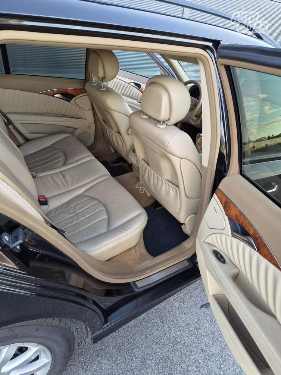 Черный Мерседес E 200 2008 в Каунас, объемом двигателя 2.20 л и пробегом 314 тыс. км за 4499 €, фото 18 на AUTOMOTO.COM.LV