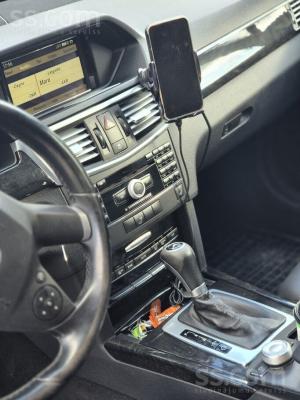Melns Mercedes-Benz e-200 2009 Jēkabpils, ar dzinēja tilpumu 2.20 L un nobraukumu 334 tūkst. km par 6200 €, foto 8 vietnē AUTOMOTO.COM.LV