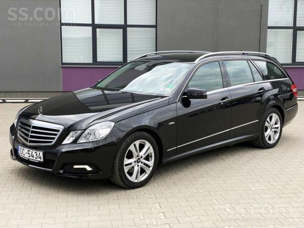 Black Mercedes-Benz e-200 2010 in Riga, with an engine capacity of 2.20 L and mileage of 300 thousand km for 4800 €, photo 3 on AUTOMOTO.COM.LV