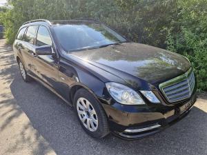 Черный Мерседес E 200 2010 в Вильнюс, объемом двигателя 1.80 л и пробегом 245 тыс. км за 6600 €, фото 5 на AUTOMOTO.COM.LV