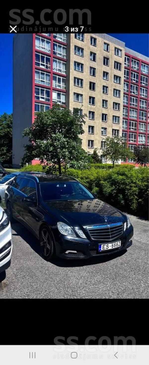 Black Mercedes-Benz e-200 2010 in Riga, with an engine capacity of 2.00 L and mileage of 335 thousand km for 3500 €, photo 1 on AUTOMOTO.COM.LV