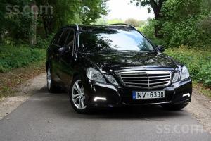 Melns Mercedes-Benz e-200 2010 Liepāja, ar dzinēja tilpumu 2.20 L un nobraukumu 280 tūkst. km par 7200 €, foto  vietnē AUTOMOTO.COM.LV
