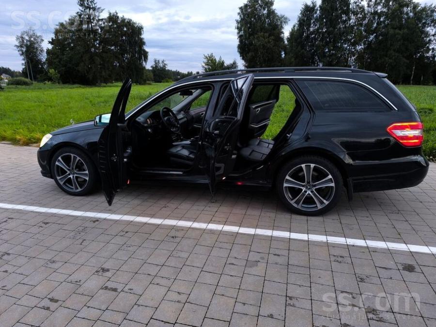 Черный Мерседес E 200 2010 в Рига, объемом двигателя 2.00 л и пробегом 454 тыс. км за 4900 €, фото 6 на AUTOMOTO.COM.LV