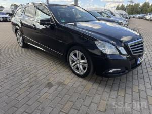 Melns Mercedes-Benz e-200 2010 Talsi, ar dzinēja tilpumu 2.10 L un nobraukumu 351 tūkst. km par 5995 €, foto 4 vietnē AUTOMOTO.COM.LV