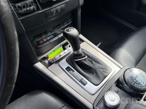 Melns Mercedes-Benz e-200 2010 Talsi, ar dzinēja tilpumu 2.10 L un nobraukumu 351 tūkst. km par 5995 €, foto 22 vietnē AUTOMOTO.COM.LV