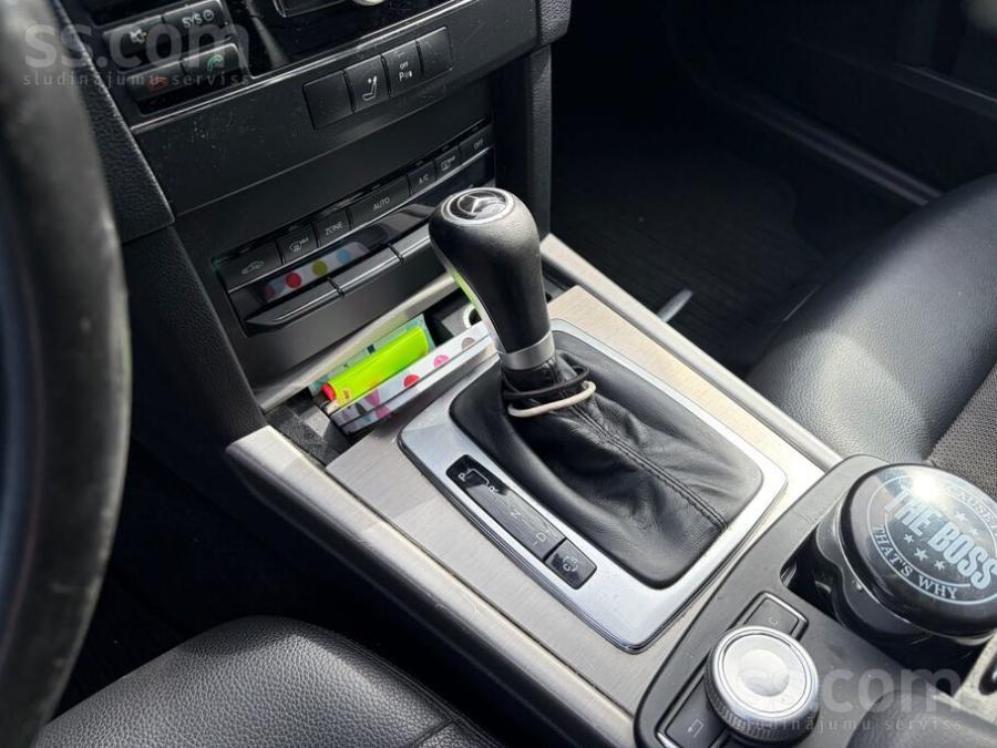 Melns Mercedes-Benz e-200 2010 Talsi, ar dzinēja tilpumu 2.10 L un nobraukumu 351 tūkst. km par 5995 €, foto 22 vietnē AUTOMOTO.COM.LV