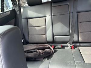 Melns Mercedes-Benz e-200 2010 Talsi, ar dzinēja tilpumu 2.10 L un nobraukumu 351 tūkst. km par 5995 €, foto 24 vietnē AUTOMOTO.COM.LV