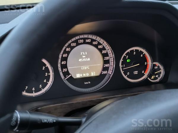 Black Mercedes-Benz e-200 2010 in Riga, with an engine capacity of 2.20 L and mileage of 454 thousand km for 4800 €, photo 11 on AUTOMOTO.COM.LV