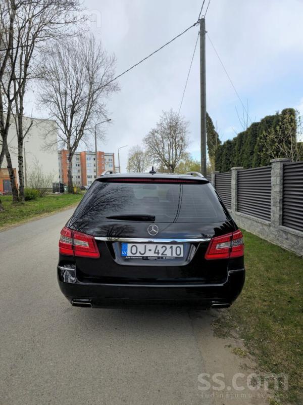 Melns Mercedes-Benz e-200 2011 Dobele, ar dzinēja tilpumu 2.10 L un nobraukumu 393 tūkst. km par 8200 €, foto 4 vietnē AUTOMOTO.COM.LV