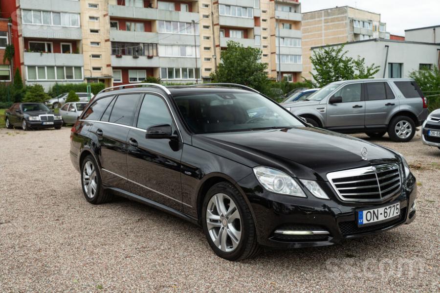 Melns Mercedes-Benz e-200 2011 Liepāja, ar dzinēja tilpumu 2.20 L un nobraukumu 229 tūkst. km par 7700 €, foto 4 vietnē AUTOMOTO.COM.LV