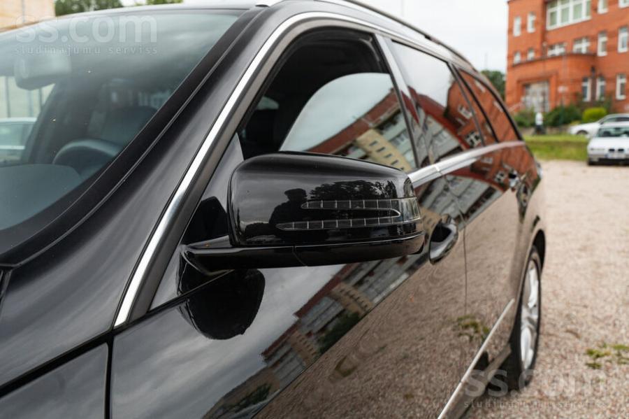 Melns Mercedes-Benz e-200 2011 Liepāja, ar dzinēja tilpumu 2.20 L un nobraukumu 229 tūkst. km par 7700 €, foto 12 vietnē AUTOMOTO.COM.LV