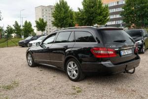 Черный Мерседес E 200 2011 в Лиепая, объемом двигателя 2.20 л и пробегом 229 тыс. км за 7700 €, фото 8 на AUTOMOTO.COM.LV