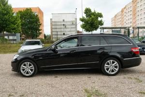 Черный Мерседес E 200 2011 в Лиепая, объемом двигателя 2.20 л и пробегом 229 тыс. км за 7700 €, фото 9 на AUTOMOTO.COM.LV