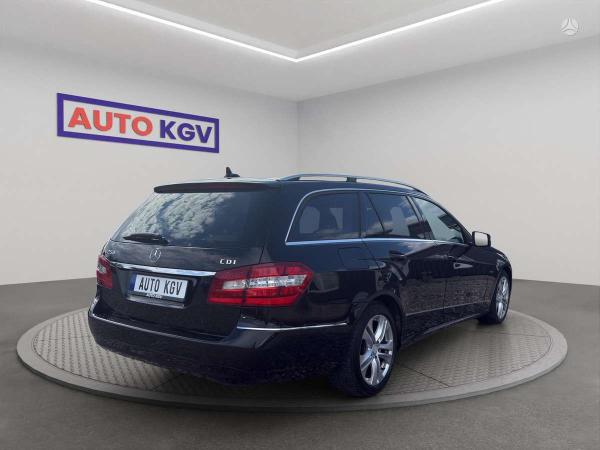 Black Mercedes-Benz e-200 2011 in Kaunas, with an engine capacity of 2.10 L and mileage of 245 thousand km for 6999 €, photo 5 on AUTOMOTO.COM.LV