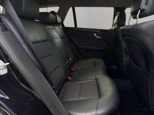 Black Mercedes-Benz e-200 2011 in Kaunas, with an engine capacity of 2.10 L and mileage of 245 thousand km for 6999 €, photo 10 on AUTOMOTO.COM.LV