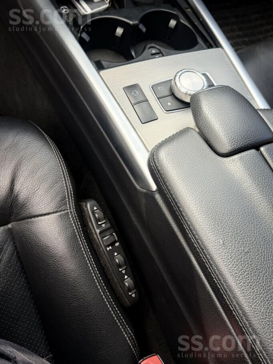 Melns Mercedes-Benz e-200 2013 Liepāja, ar dzinēja tilpumu 2.20 L un nobraukumu 275 tūkst. km par 8500 €, foto 8 vietnē AUTOMOTO.COM.LV