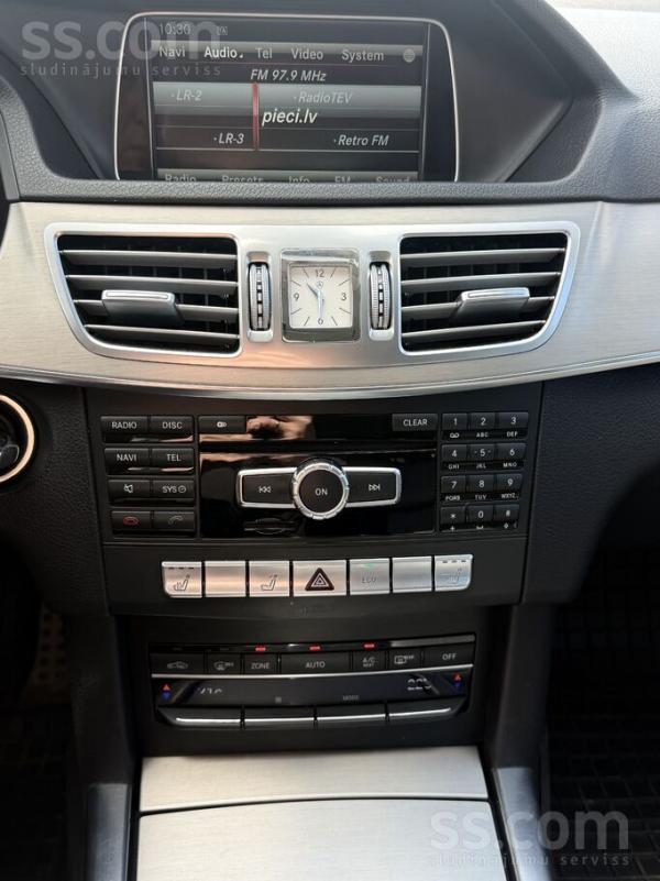 Black Mercedes-Benz e-200 2013 in Liepaja, with an engine capacity of 2.20 L and mileage of 275 thousand km for 8500 €, photo 8 on AUTOMOTO.COM.LV