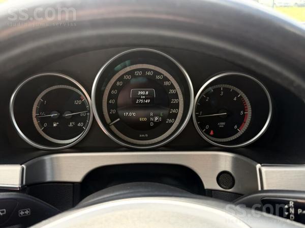 Black Mercedes-Benz e-200 2013 in Liepaja, with an engine capacity of 2.20 L and mileage of 275 thousand km for 8500 €, photo 9 on AUTOMOTO.COM.LV