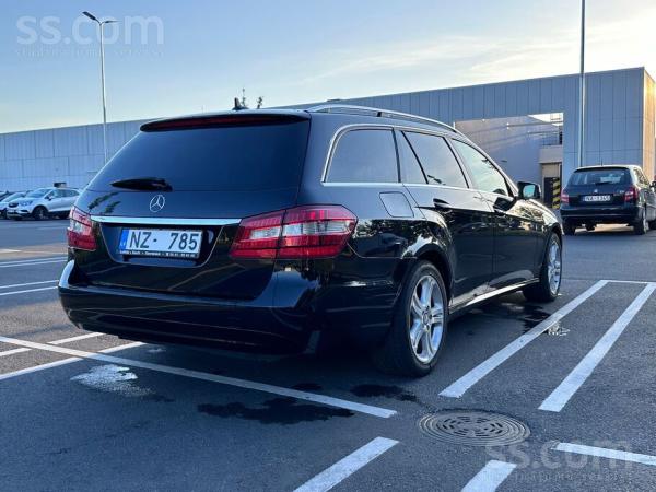Melns Mercedes-Benz e-200 2013 Rīga, ar dzinēja tilpumu 2.20 L un nobraukumu 275 tūkst. km par 6350 €, foto 5 vietnē AUTOMOTO.COM.LV
