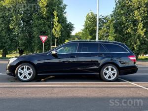 Melns Mercedes-Benz e-200 2013 Rīga, ar dzinēja tilpumu 2.20 L un nobraukumu 275 tūkst. km par 6350 €, foto 7 vietnē AUTOMOTO.COM.LV