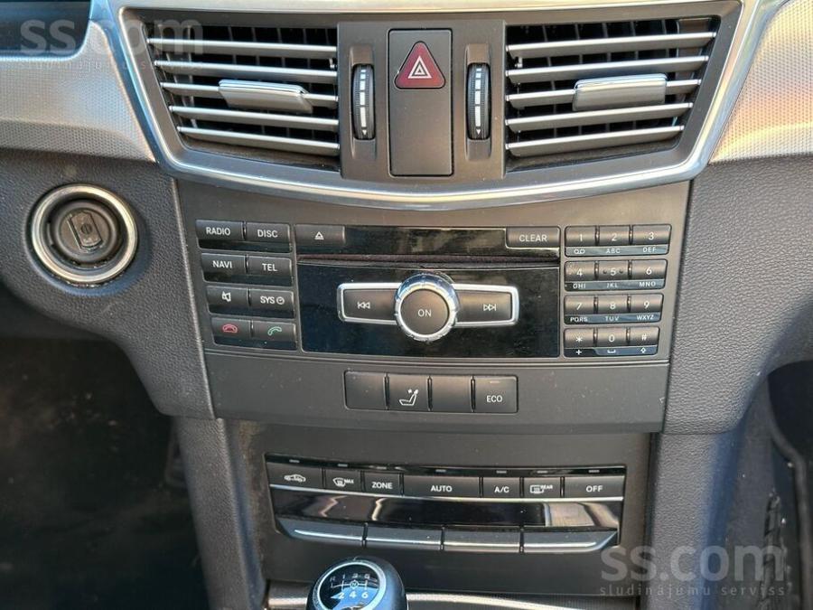 Melns Mercedes-Benz e-200 2013 Rīga, ar dzinēja tilpumu 2.20 L un nobraukumu 275 tūkst. km par 6350 €, foto 10 vietnē AUTOMOTO.COM.LV